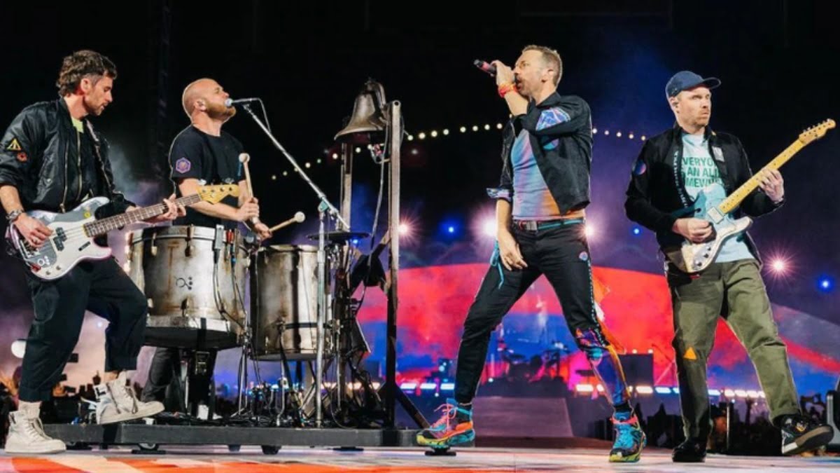 Coldplay inicia sequência de apresentações no Brasil